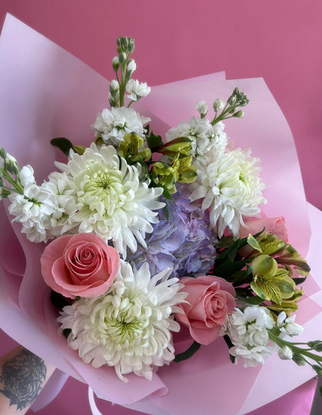 Bouquet Just Because Roses, Hydrangea, Alstroemeria, Chrysanthemum ...